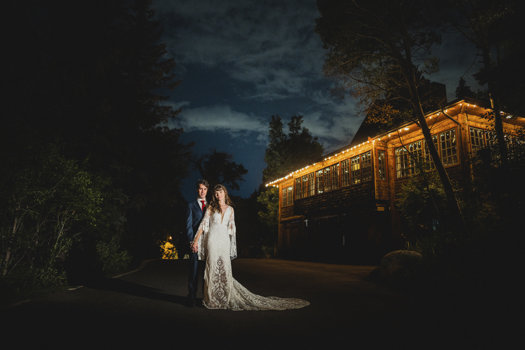 Weddings and private events – Log Haven Restaurant
